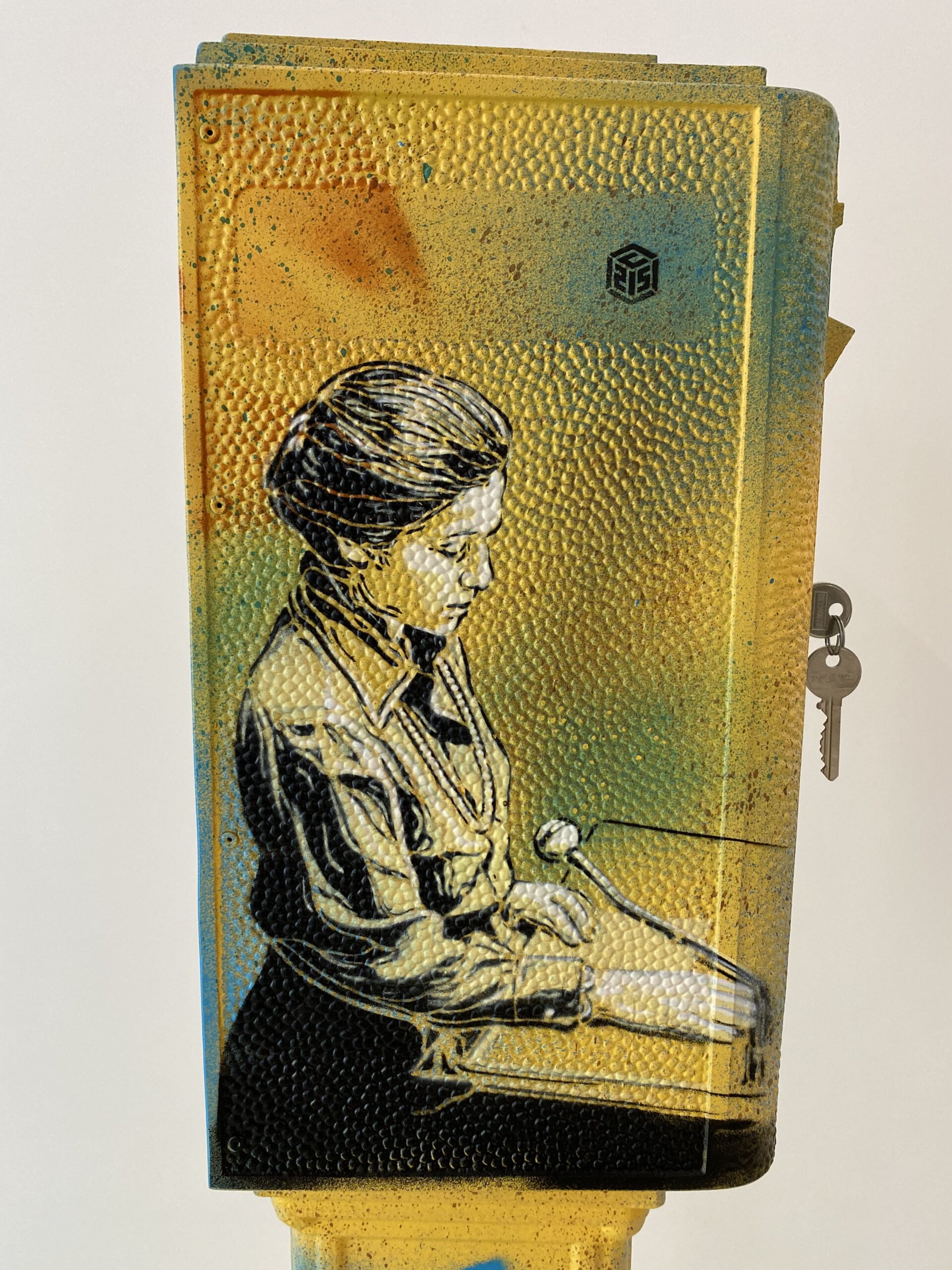 C215 boîte aux lettres - Simone Veil - Galerie Le Container